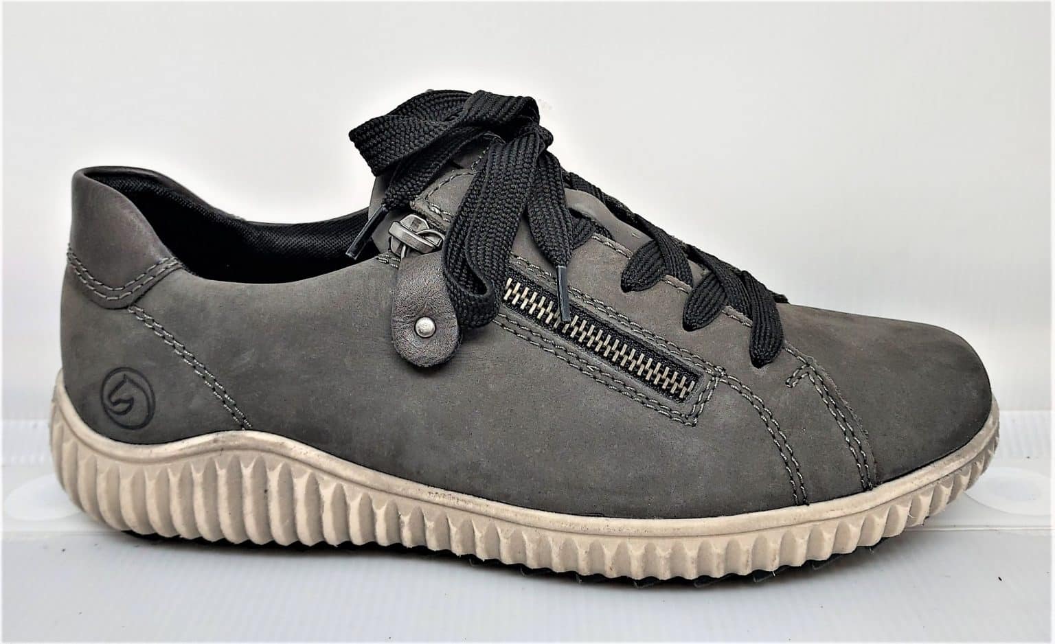 REMONTE SNEAKER R8200 Damesko - Ellingsko